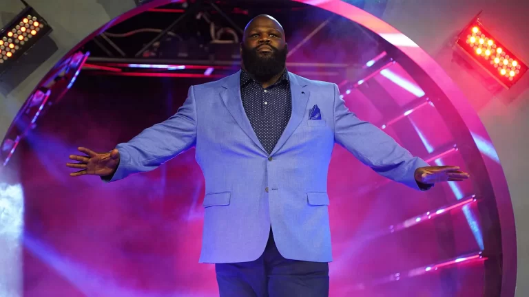 Mark Henry defende CM Punk — WrestleBR